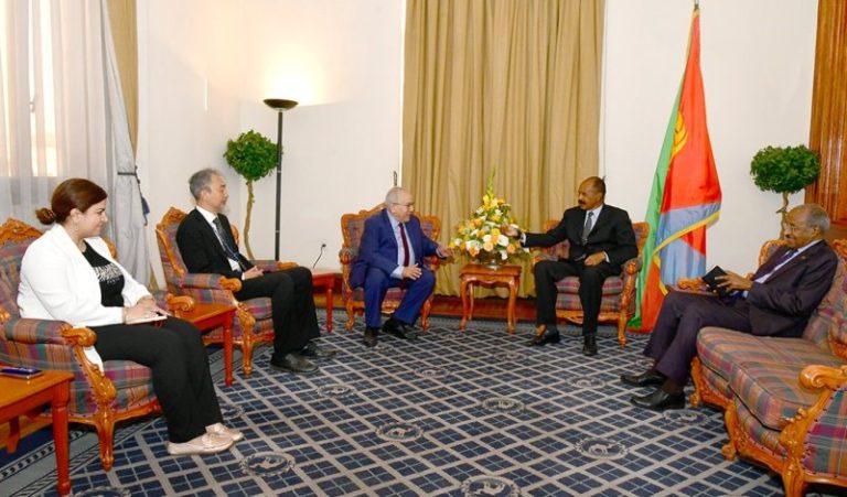 أفورقي لـ«لعمامرة كثرة المبادرات تعيق التقدم في حل النزاع بالسودان