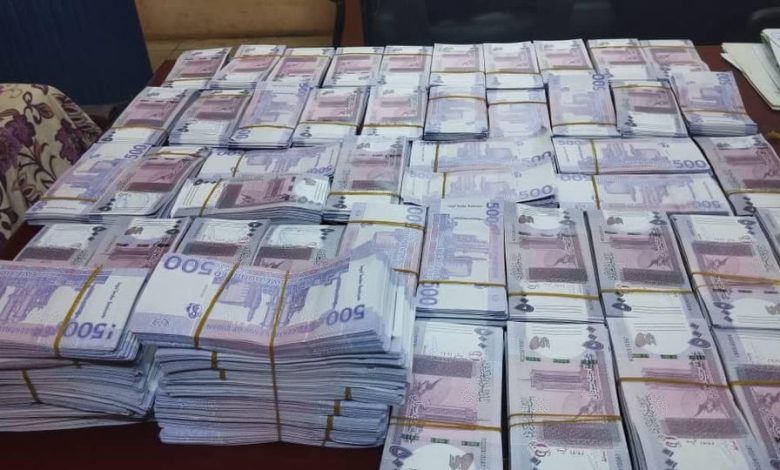 ضبط كميات كبيرة من العملة الوطنية المزيفة بعطبرة صحيفة الراكوبة